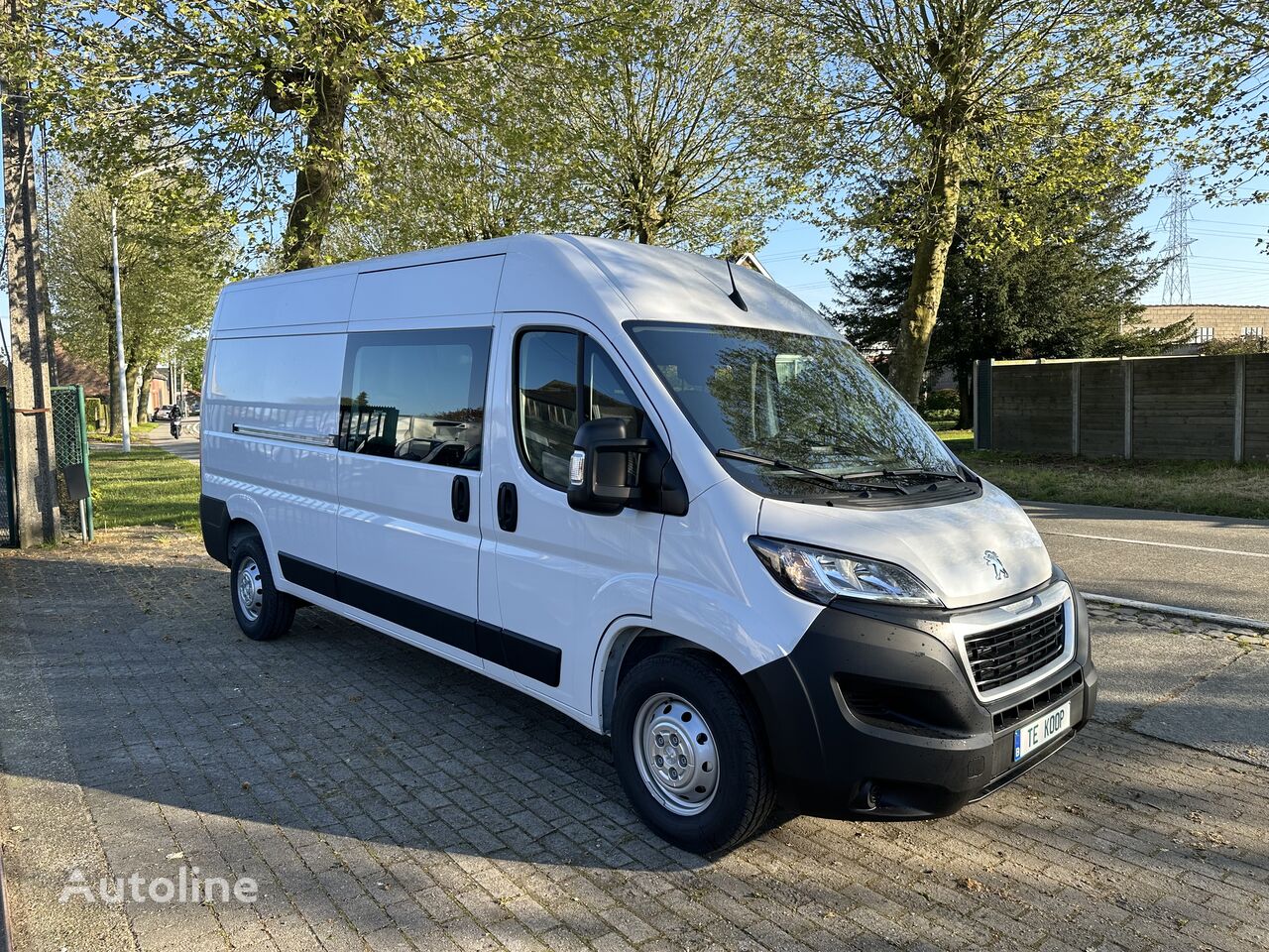 Peugeot boxer 2.2hdi 165pk l3h2 dubbel cabine Nieuw combi van for sale ...