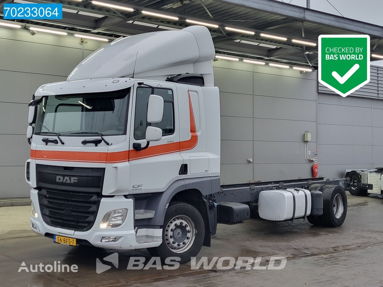 DAF CF 330 4X2 19,5 Tons SleeperCab Euro 6 chassis truck for sale ...