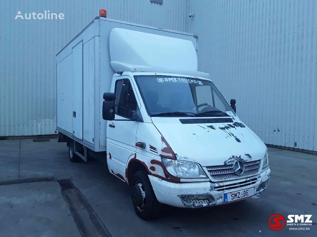 Mercedes-Benz Sprinter 413 CDI box truck