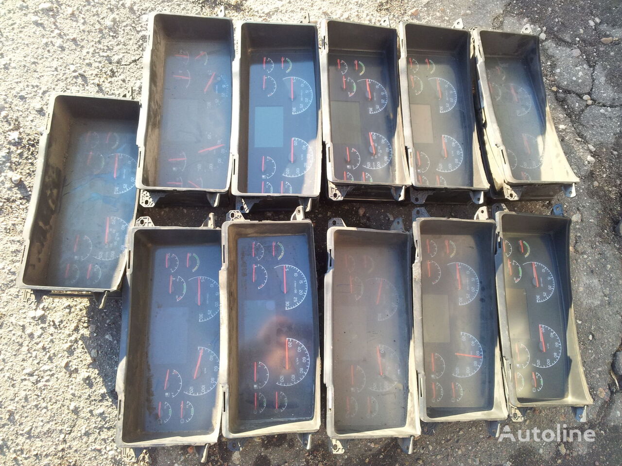 VOLVO FH13, FH12, EURO 3, EURO 4, EURO 5 instrument panel, dashboard ...