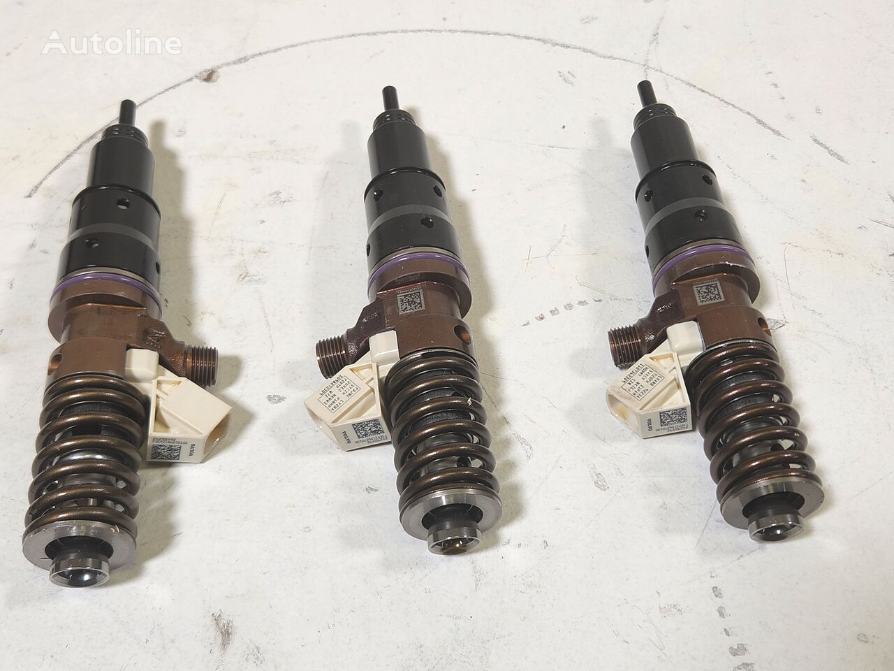 Volvo FH5 D13K 24290492, 24290494 injector for truck tractor for sale ...